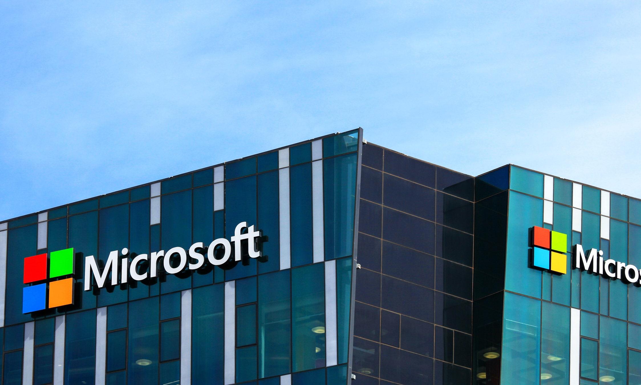 എല്ലാ ജീവനക്കാർക്കും 1.2 ലക്ഷം രൂപ ബോണസ് നൽകി മൈക്രോസോഫ് റ്റ് ...