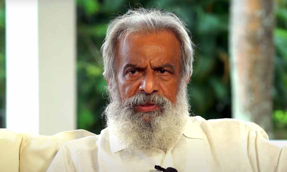 കർട്ടൻ വീഴില്ല, തെങ്ങിൽ കെട്ടിയ ഈ നാടകകണ്ണാടിയിൽ... | P Balachandran ...