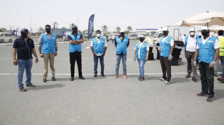 50,000 ഭക്ഷണ പ്പൊതി; ചരിത്ര നേട്ടത്തി െൻറ ഭാഗമായി അക്കാഫും | 50,000 ...