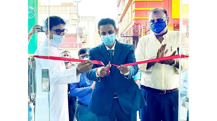 ജി ദ്ദ യി ൽ ശ റ ഫി യ്യ സ് റ്റോ ർ ന വീ ക രി ച്ച ഷോ റൂം ഉ ദ്ഘാ ട നം ചെ ...