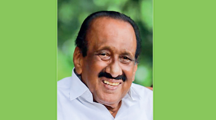 സ ഹ ക ര ണ രം ഗ ത്ത് ആ റു പ തി റ്റാ ണ്ട് തി ക ച്ച് വി. എ സ്. വി ജ യ രാ ഘ ...