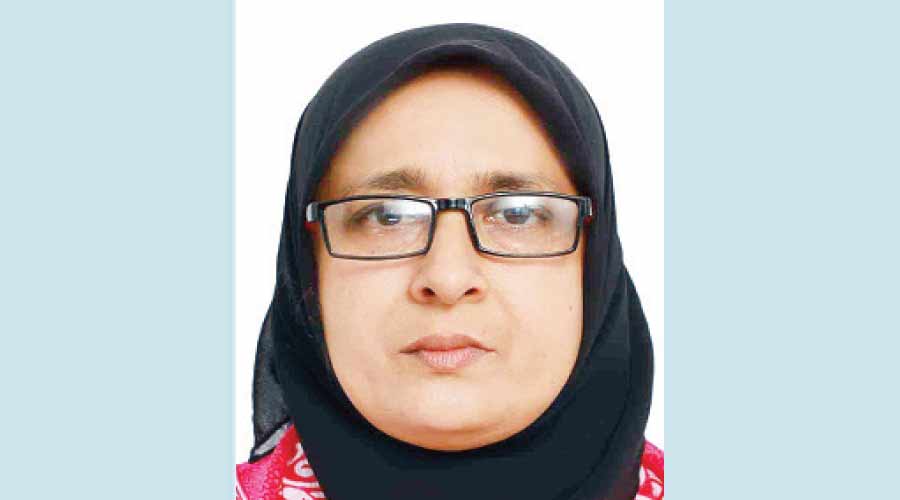 ദു രൂ ഹ സാ ഹ ച ര്യ ത്തി ൽ ദു ബൈ യി ൽ മ രി ച്ച ഷ ബ്ന യു ടെ കു ടും ബം നീ ...