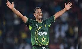 തത്സമയ പരിപാടിക്കിടെ രാജി; അക് തറിനെതിരെ 10 കോടി നഷ് ടപരിഹാരക്കേസ് ...