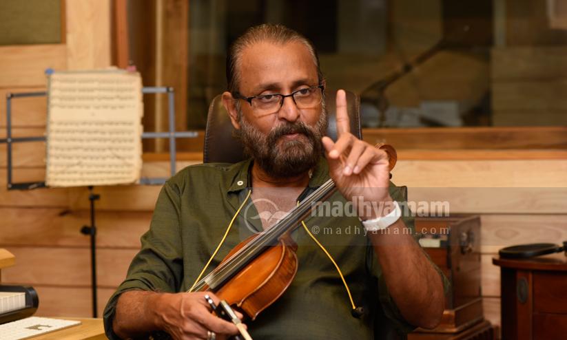 അരികത്തായൊരാൾ പാടുന്നുണ്ട് ... | Music director ouseppachan Explain his ...