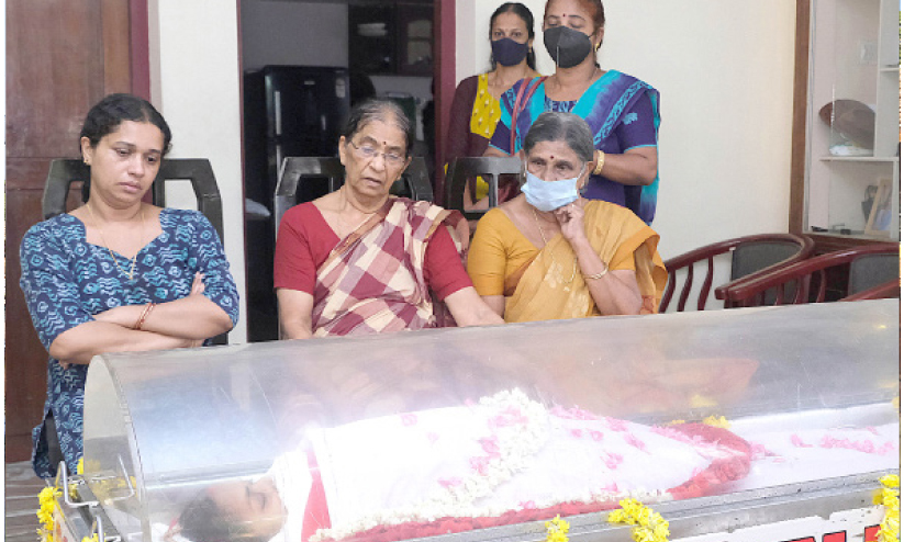 പാതിമുറിഞ്ഞ സംഗീത | Singer Sangeetha Sajith passes away | Madhyamam