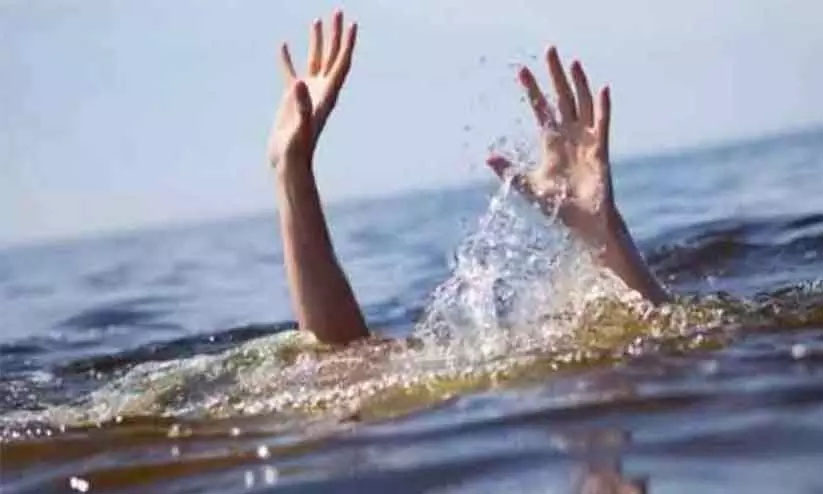 കടലിൽ കുളിക്കാനിറങ്ങിയ മൂന്ന് യുവാക്കൾ മുങ്ങിമരിച്ചു | Three young men ...