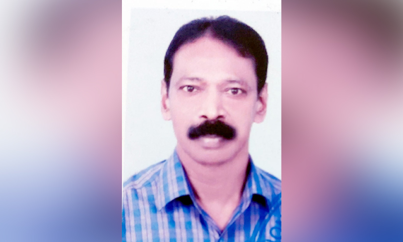 വീട്ടി ൽ മ രി ച്ചു കി ട ന്ന യജമാനന് കാവലാളായി നായ് | dog guarding the ...