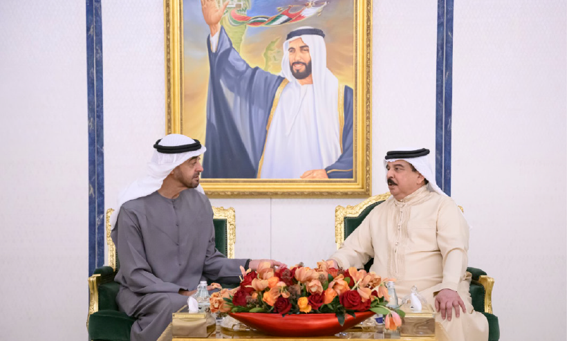 ബഹ്റൈൻ രാജാവ് യു.എ.ഇയിൽ; ശൈഖ് മുഹമ്മദുമായി ചർച്ച | King of Bahrain in ...