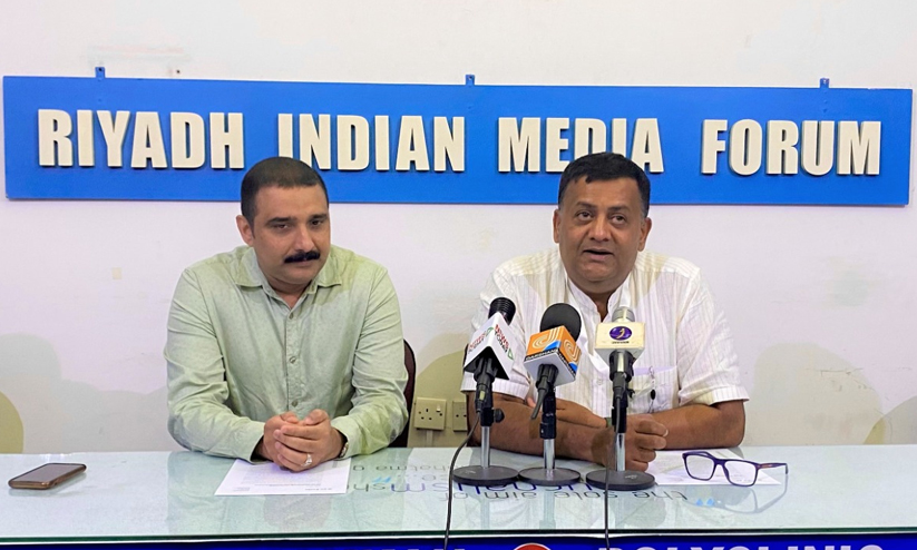 പുസ് തകമാകാനാണ് ആധുനിക സാ ങ്കേതിക വിദ്യയും ശ്രമിക്കുന്നത് -രവി ഡി.സി ...