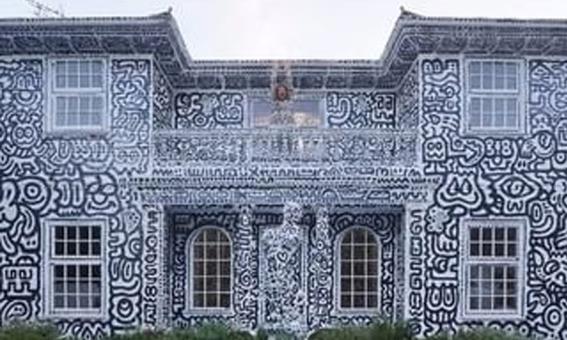 12കോടിയുടെ വീടിന് ഡൂഡിൽ കൊണ്ടൊരു 'മേക്ക് ഓവർ' | UK man doodles every ...