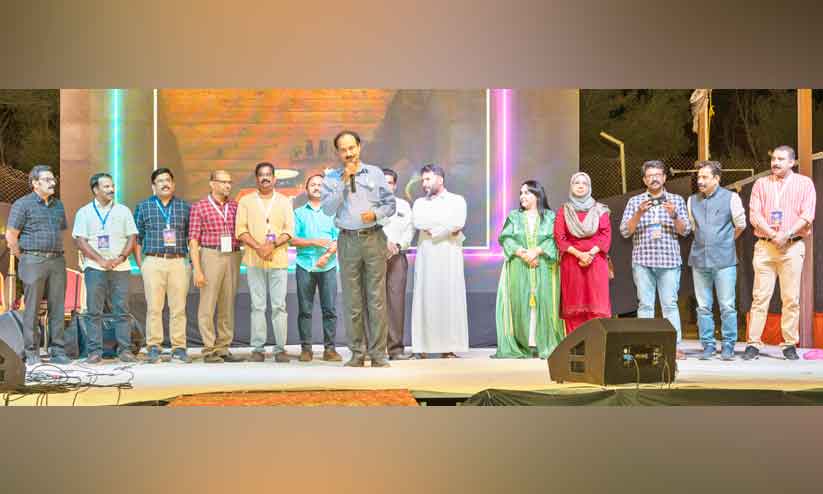 'കിയ' റിയാദ് മുസരീസ് സ്റ്റാർ നൈറ്റ് അരങ്ങേറി | 'Kia' Riyad Musaris star ...