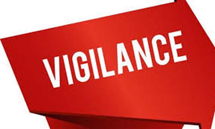 ഡിവൈ.എസ് .പിയുടെ വീട്ടിൽ വിജിലൻസ് പരിശോധന; രേഖകൾ പിടിച്ചെടുത്തു ...