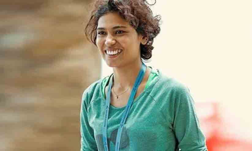 'ഗോമാതാ ഫ്രൈ': രഹ്ന ഫാത്തിമക്കെതിരായ കേസിന് സ്റ്റേയില്ല | No stay in case against Rehana fathima ...