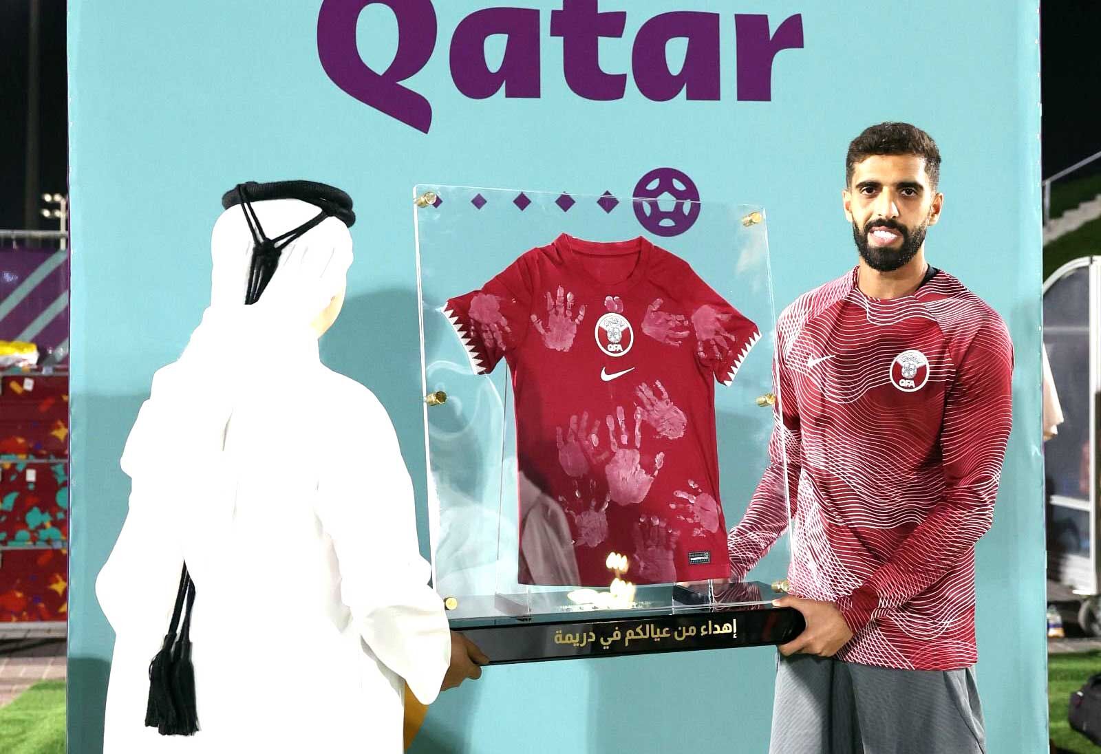 'നി ങ്ങ ളു ടെ പി ന്തു ണ വേ ണം; ഇ വ ർ രാ ജ്യ ത്തി ന് അ ഭി മാ ന മാ വും ...