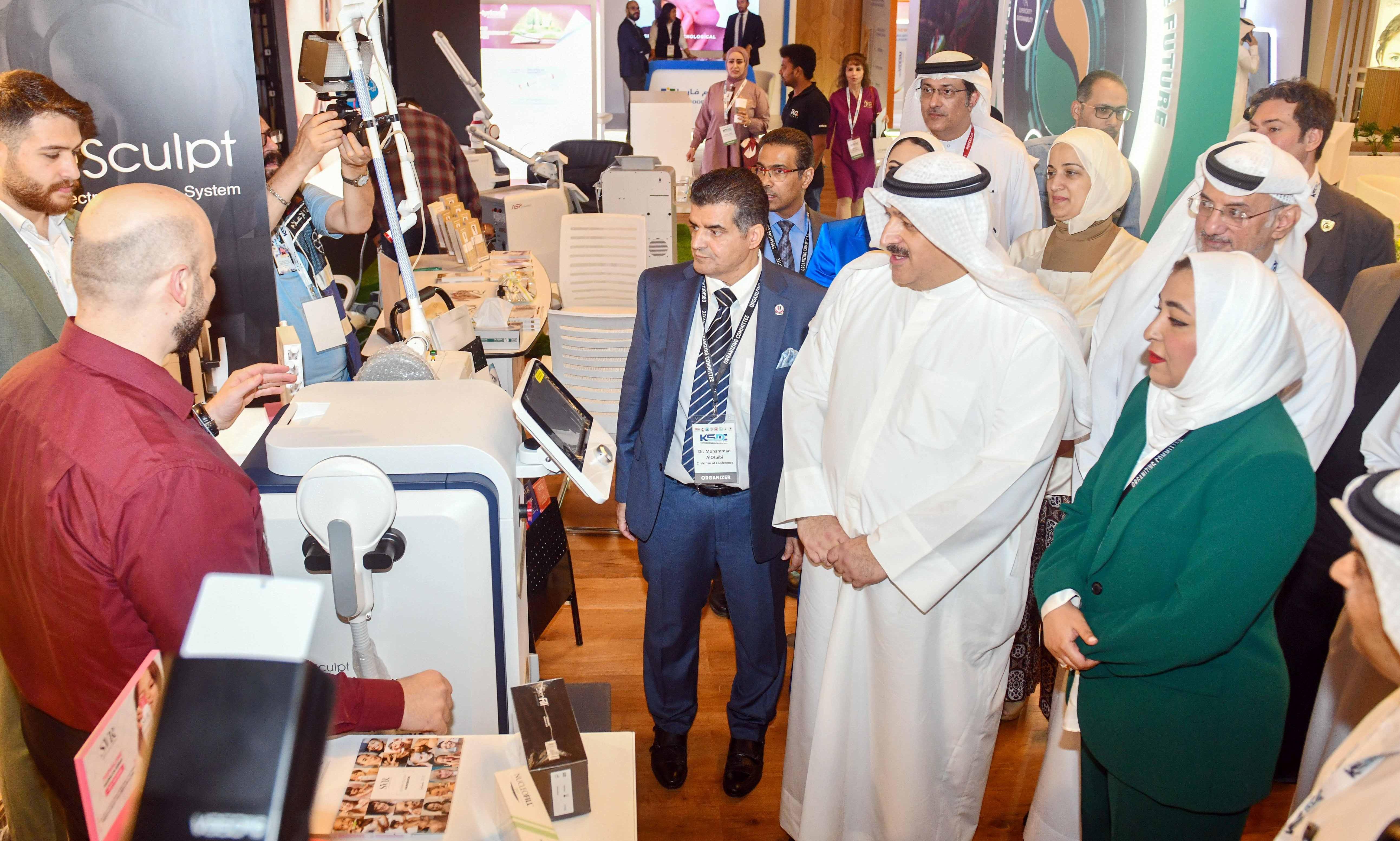 മെ ഡി ക്ക ൽ ജീ വ ന ക്കാ രു ടെ ക ഴി വു ക ൾ വി ക സി പ്പി ക്കു ന്ന ത് ഗു ...