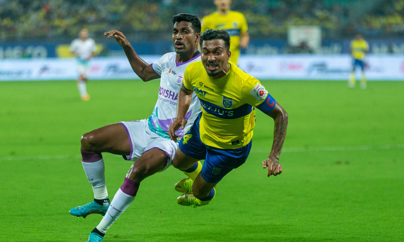 ISL; Blasters - Odisha match goalless in first half | ISL Kerala ...