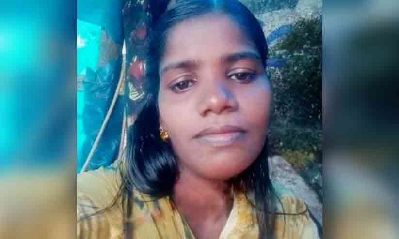 റെയില്‍വേ കെട്ടിടത്തില്‍ യുവതിയുടെ മൃതദേഹം അഴുകിയ നിലയില് ...