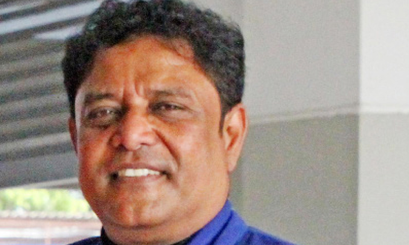 കാറോട്ടമത്സരത്തിനിടെ അപകടം; റേസർ കെ.ഇ കുമാറിന് ദാരുണാന്ത്യം | Accident ...