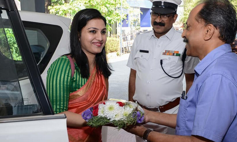 വയനാട് കലക്ടറായി രേണു രാജ് ചുമതലയേറ്റു | Renu Raj take charge as ...