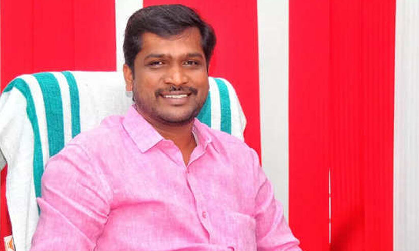 മാമോദീസ രേഖ, മാതാവിനെ സെമിത്തേരിയിൽ അടക്കം ചെയ്തത്; രാജക്ക് പാരയായത് ...