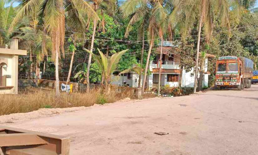 സർവിസ് റോഡ് നിർമാണം; വാക്കുപാലിക്കാതെ ദേശീയപാത അതോറിറ്റി | Construction ...