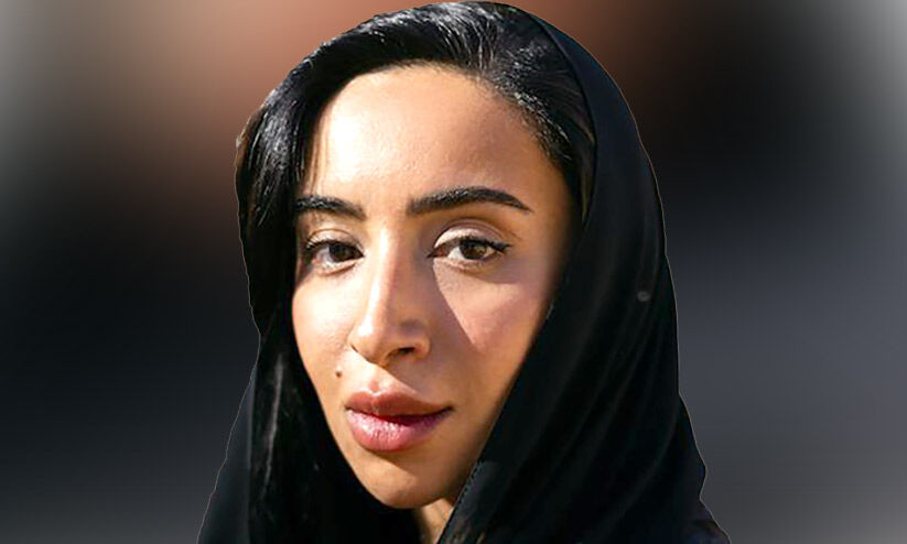 ക ല യി ലെ സൈ ന ബ് അ ൽ ഹാ ഷി മി ട ച്ച് | Zainab Al Hashimi Touch in Art ...