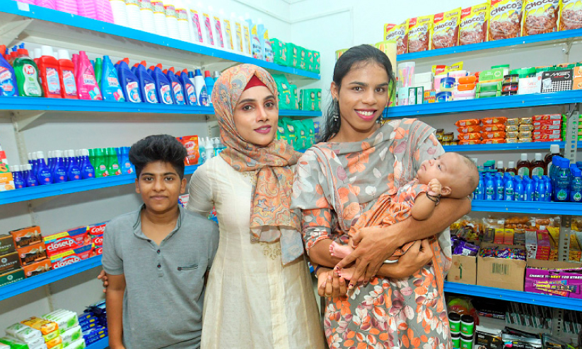 ട്രാൻസ് സമൂഹത്തിലെ ആദ്യ മിനി സൂപ്പർമാർക്കറ്റ് സംരംഭകയായി ദീപ റാണി ...