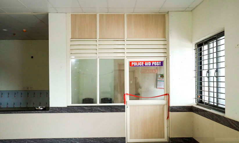 മെ ഡി ക്ക ൽ കോ ള ജി ൽ പൊ ലീ സ് എ യ്ഡ് പോ സ്റ്റ് , ലാ ബ് പ്ര വ ർ ത്ത നം ...