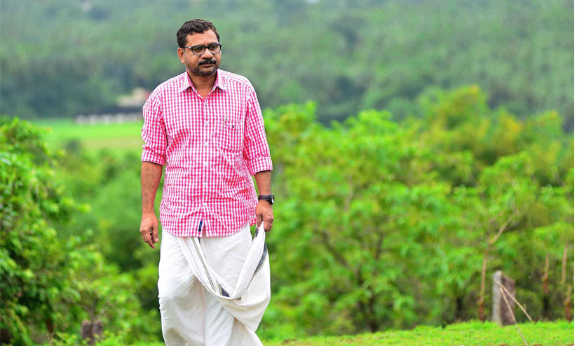 നീ യെ ന്ന ഗാ ന ത്തി ൻ ചി റ കു ക ളേ റി | rafeeque ahammed | Madhyamam