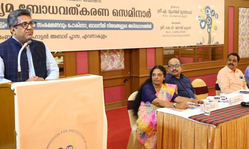 ചൂഷണങ്ങൾക്ക് ഇരയാകുന്നവർക്ക് പിന്തുണ നൽകാൻ മാധ്യമങ്ങൾക്ക് കഴിയണമെന്ന് ...