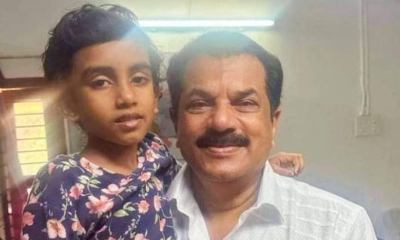 വിമർശകർക്ക് മറുപടിയുമായി മുകേഷ്, കുട്ടിയെ എടുത്തത് എന്നിൽ ഒരച്ഛൻ ഉള്ളതിനാൽ... | Movie star ...