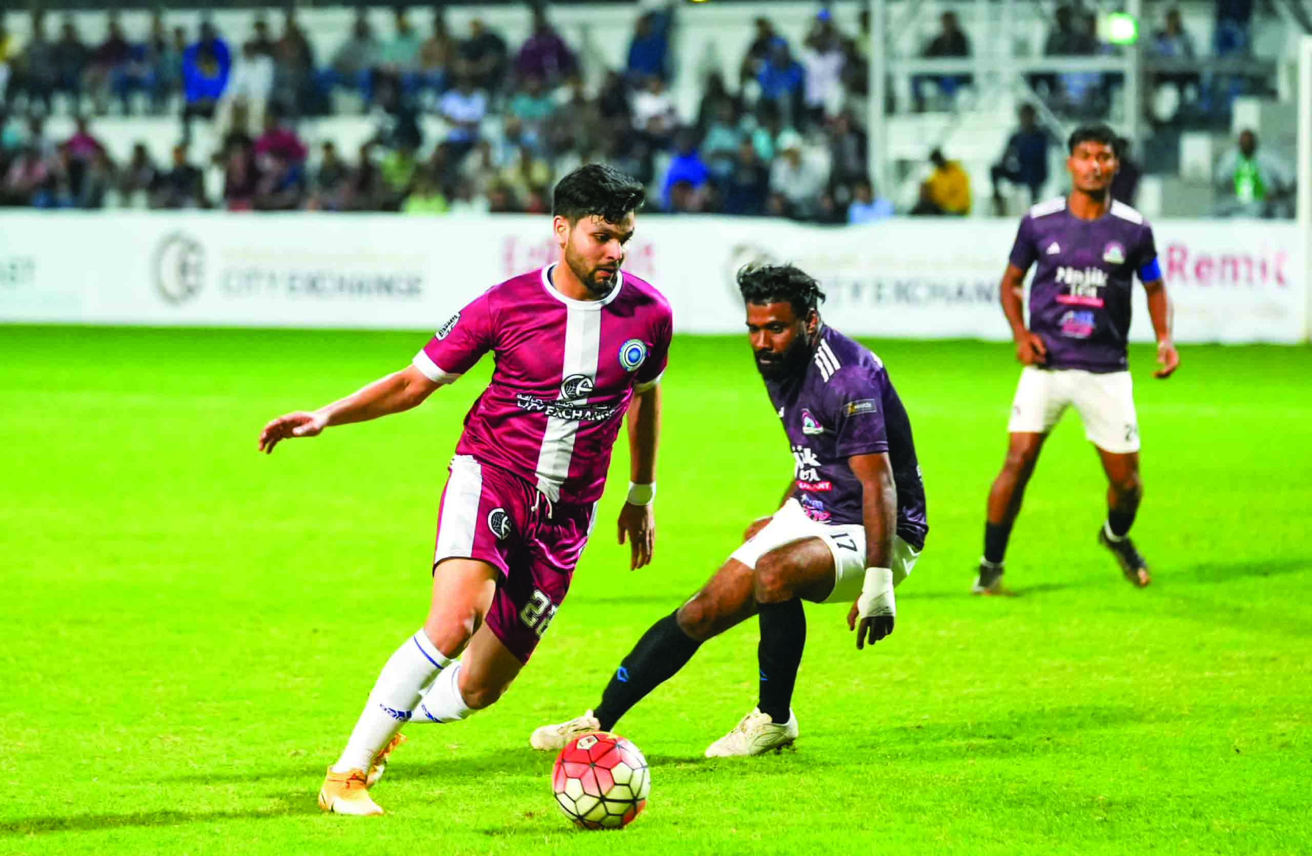 ഖിഫ് ഫുട്ബാൾ: കോഴിക്കോട്, തൃശൂർ സെമിയിൽ | Khif Football: Kozhikode, Thrissur in Semi | Madhyamam