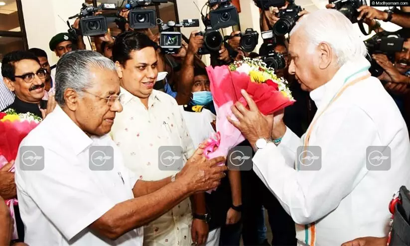 ഗവർണറുടെ അസാധാരണ നീക്കം; ഒരു മിനിറ്റിൽ ഒതുക്കി നയപ്രഖ്യാപന പ്രസംഗം | The Governor Arif mohammad ...