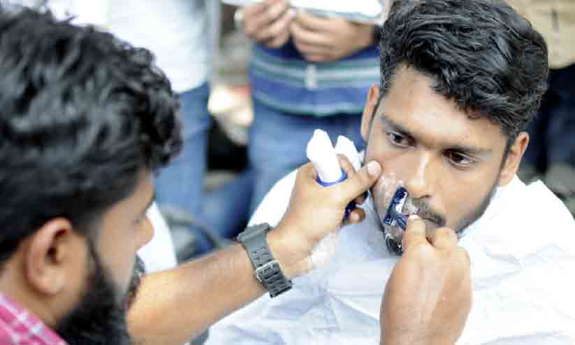 പകുതി മീശയെടുത്ത് ഉദ്യോഗാർഥികളുടെ പ്രതിഷേധം | Employees included in CPO ...