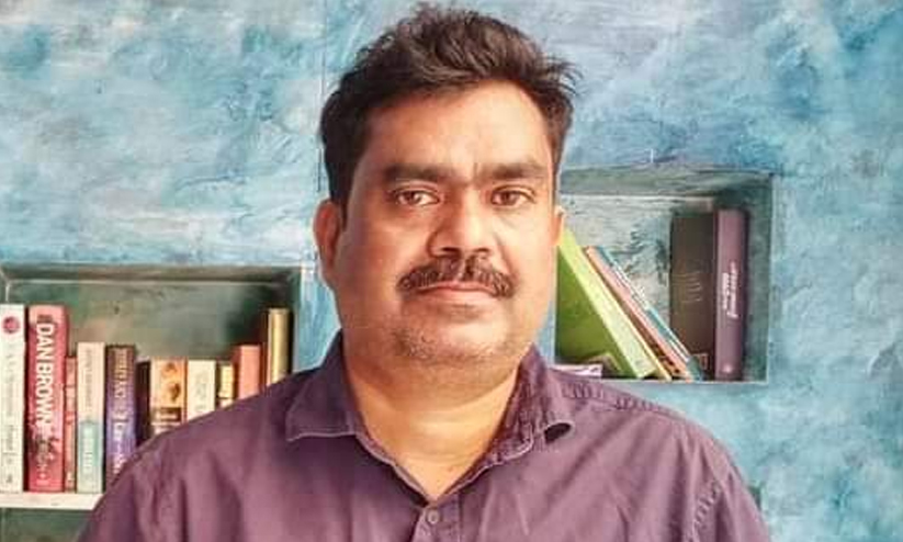 ‘ഒരു സര്‍ക്കാര്‍ ഉല്‍പന്നം’ സിനിമയുടെ തിരക്കഥാകൃത്ത് നിസാം റാവുത്തര് ...