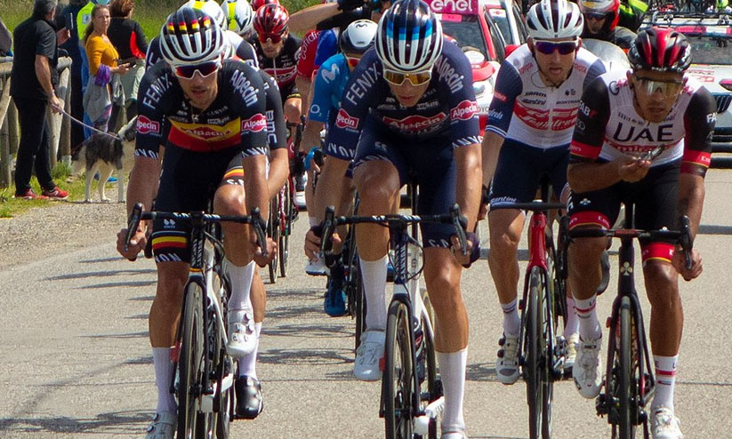 സ്ലോ സൈ ക്കി ള്‍ റേ സ് അ ബൂ ദ ബി യി ല്‍ | Slow cycle race in Abu Dhabi ...