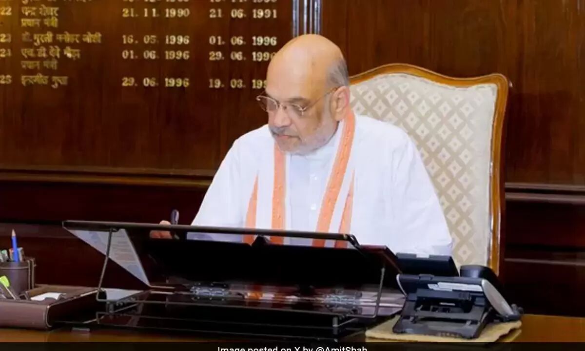 മണിപ്പൂർ സംഘർഷം ചർച്ച ചെയ്യാൻ യോഗം വിളിച്ച് അമിത് ഷാ | Amit Shah Chairs High-Level Manipur ...