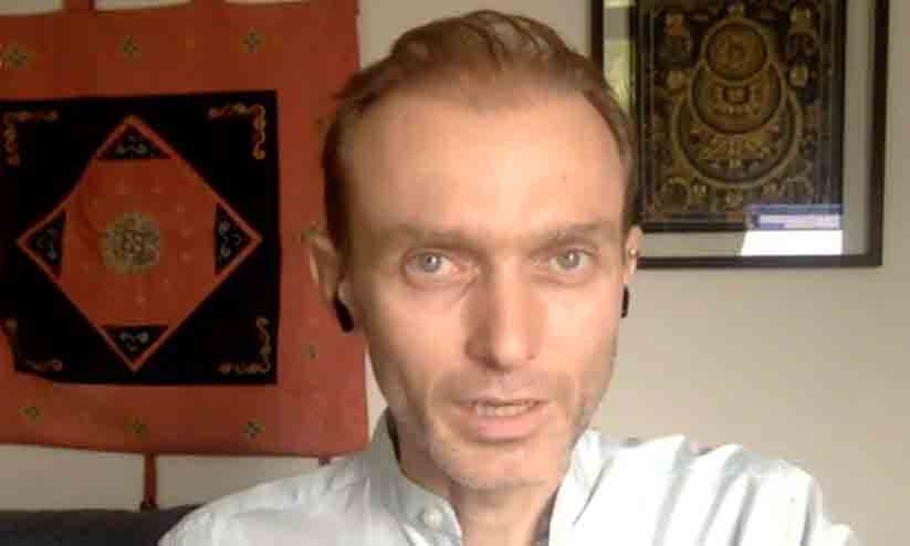 തൊഴിൽ പെർമിറ്റ് പുതുക്കിയില്ല; ഫ്രഞ്ച് മാധ്യമപ്രവർത്തകൻ സെബാസ്റ്റ്യ ...