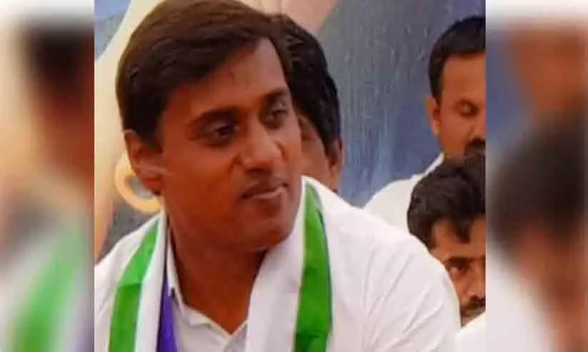 വൈ.എസ്.ആർ കോൺഗ്രസ് എം.പി മിഥുൻ റെഡ്ഡി വീട്ടുതടങ്കലിൽ | YSRCP MP Midhun Reddy placed under house ...