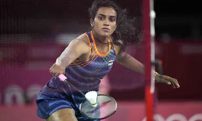 അനായാസം സിന്ധു; ഇനി പ്രീ ക്വാർട്ടറിൽ കാണാം | Sindhu wins two continues ...
