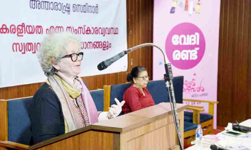സ്ത്രീ ക ൾ സ്വ തന്ത്ര രാ യി പ്ര വ ർ ത്തി ച്ചാ ൽ മാ ത്ര മേ വി മോ ച നം സാ ...