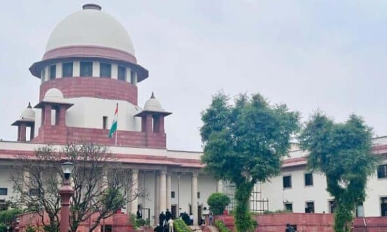 ഇ.ഡിക്കെതിരെ സുപ്രീംകോടതി; നി യ മം ദു രു പ യോ ഗം ചെ യ്ത് പ്ര തി ക ളെ ജ യി ലി ൽ അ ട ക്കു ന്നു വെ ...