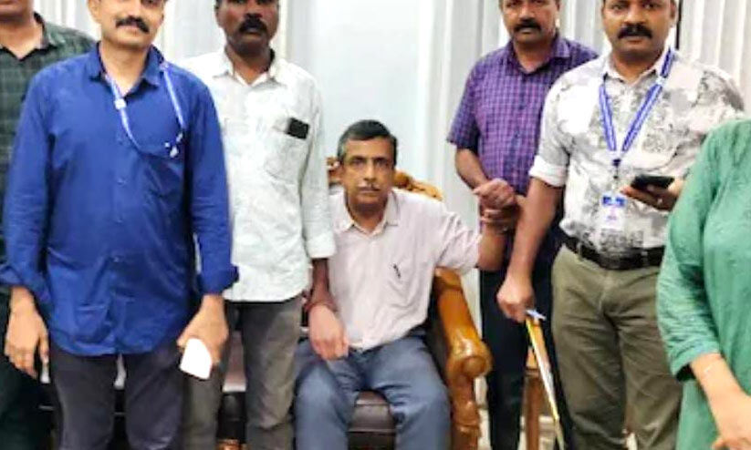 കൈക്കൂലി: ഐ.ഒ.സി ഡി.ജി.എം അലക്സ് മാത്യുവിന് സസ്പെൻഷൻ | Bribery: IOC DGM ...