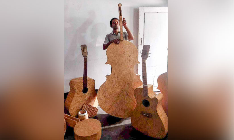 തീപ്പെട്ടിക്കൊള്ളികളാൽ സംഗീതലോകം ഒരുക്കി ഷൈജു | musical instruments ...