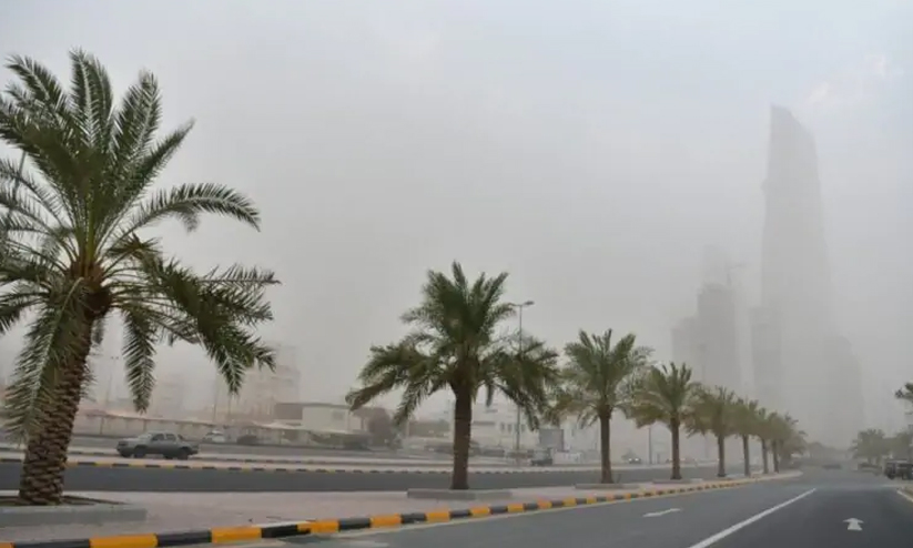 ഇ ന്ന് കുവൈത്തിൽ ഉ ഷ്ണ ക്കാ റ്റി ന് സാ ധ്യ ത; താ പ നി ല ഉ യ രും | Dust ...