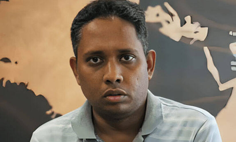 സന്തോഷ് വർക്കിയെ പൊലീസ് അറസ്റ്റ് ചെയ്തു | Santosh Varkey in police ...