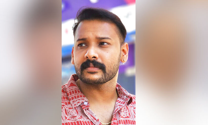 പു തി യ നി റ ങ്ങ ളും കാ ഴ്ച ക ളും തേ ടി യു ള്ള സ്വ പ്ന യാ ത്ര യി ൽ അ ച്ചു അ രു ൺ രാ ജ് | Achu ...