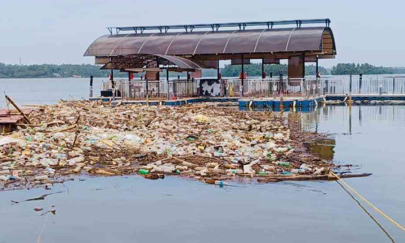 നാഥനില്ലാതെ വളപട്ടണം ഫ്ലോട്ടിങ് ബ്രിഡ്ജ് | Valapattanam Floating Bridge ...