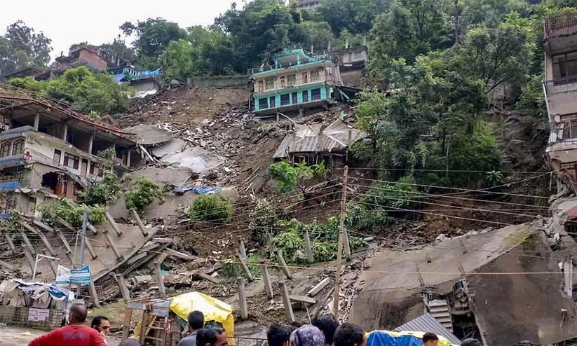 മഴയിലും മണ്ണിടിച്ചിലിലും വലഞ്ഞ് വടക്കേ ഇന്ത്യ; രാജസ്ഥാനിൽ റെക്കോഡ് മഴ; ഹിമാചലിൽ മണ്ണിടിച്ചി ...
