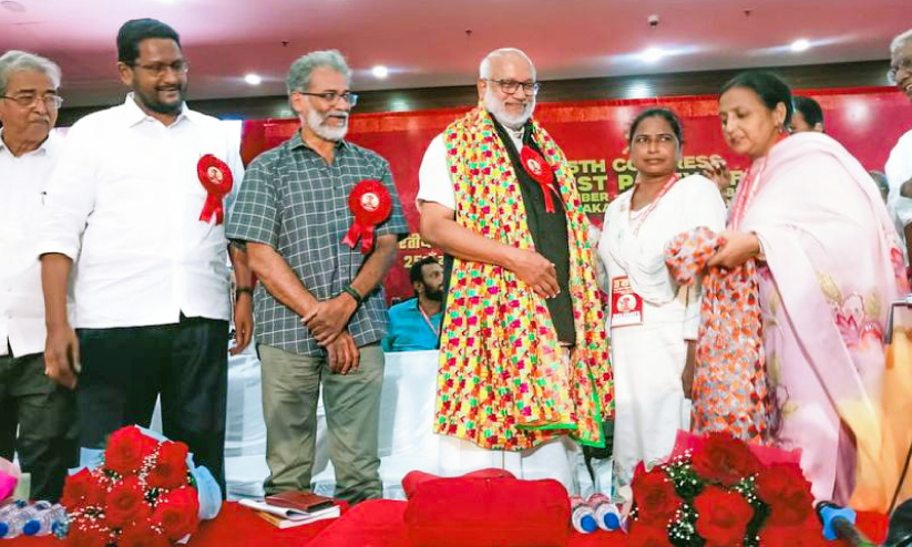 സി.പി.ഐയും പൈഡ് പൈപ്പറും | Ajyakumar Kodoth article about CPI | Madhyamam